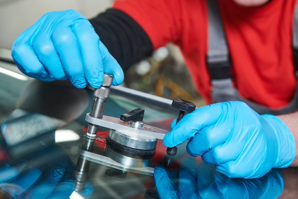 What to Look for in a Windshield Repair Service in Winter Haven